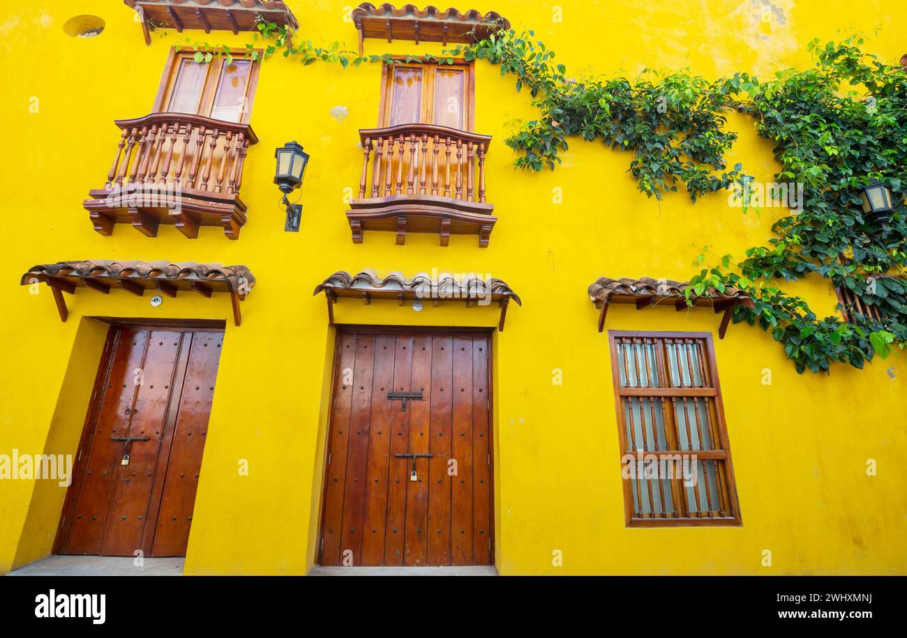 Typical architecture of a small town in Colombia Stock Photo - Alamy