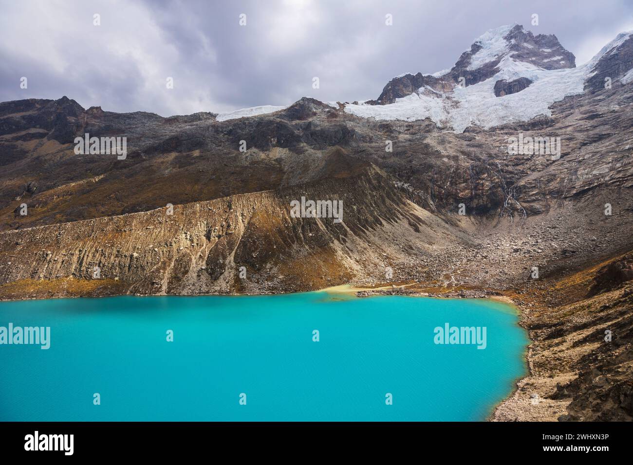 Hiking in the fantastic landscape of the Peruvian high mountain Andes ...