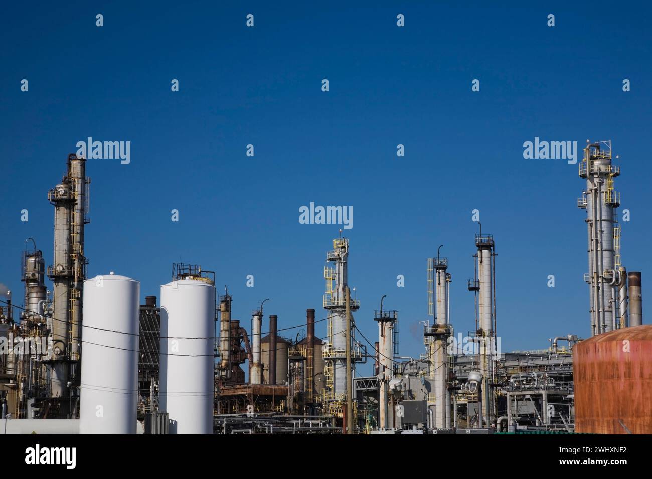 Montreal production facility hi-res stock photography and images - Alamy