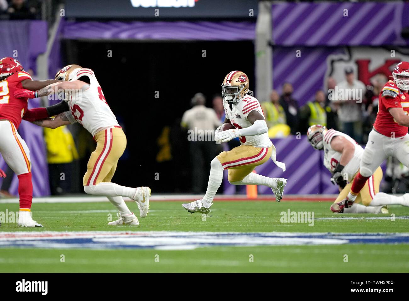 San Francisco 49ers wide receiver Deebo Samuel (19) runs during the ...