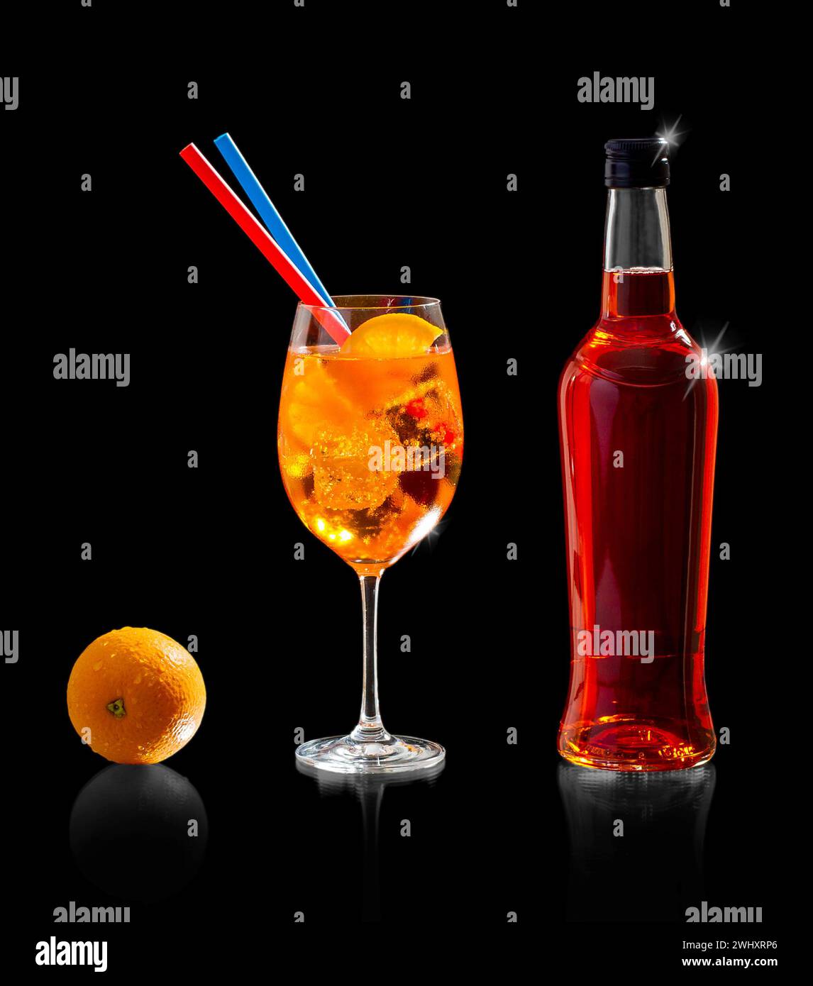 Aperol bottle hi-res stock photography and images - Alamy