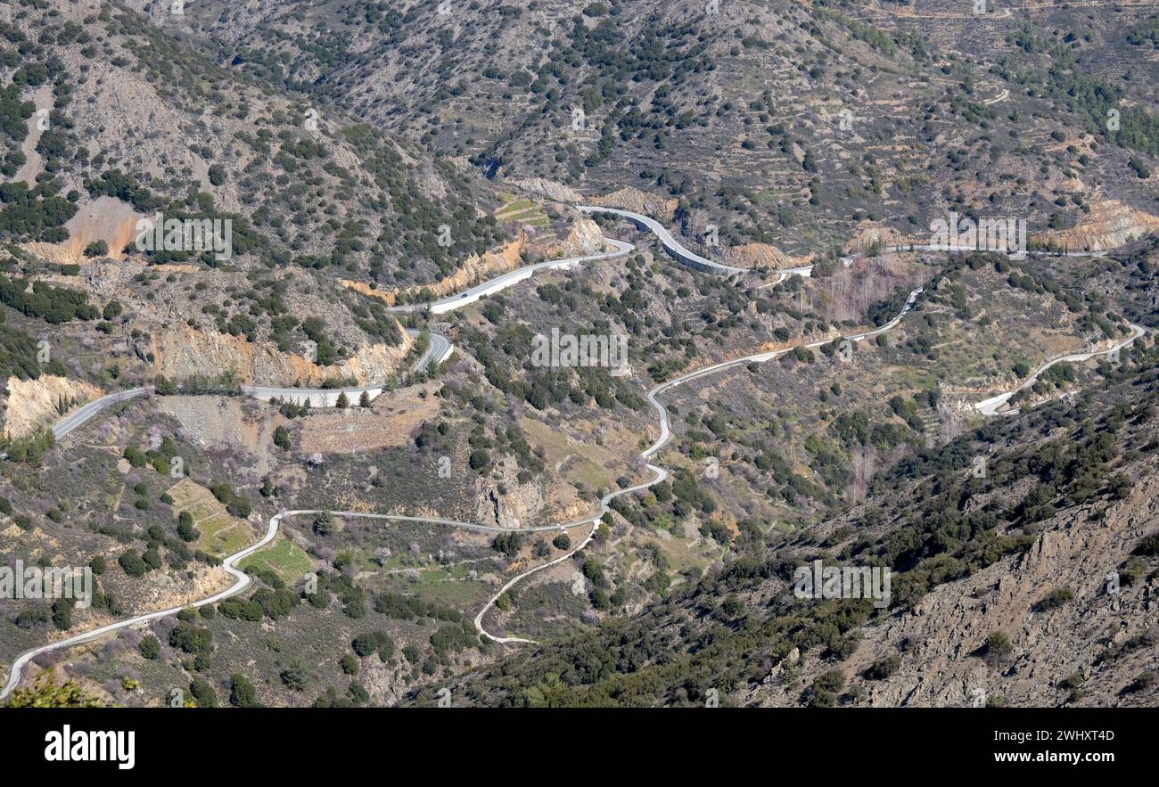 Empty crossing road aerial hi-res stock photography and images - Alamy