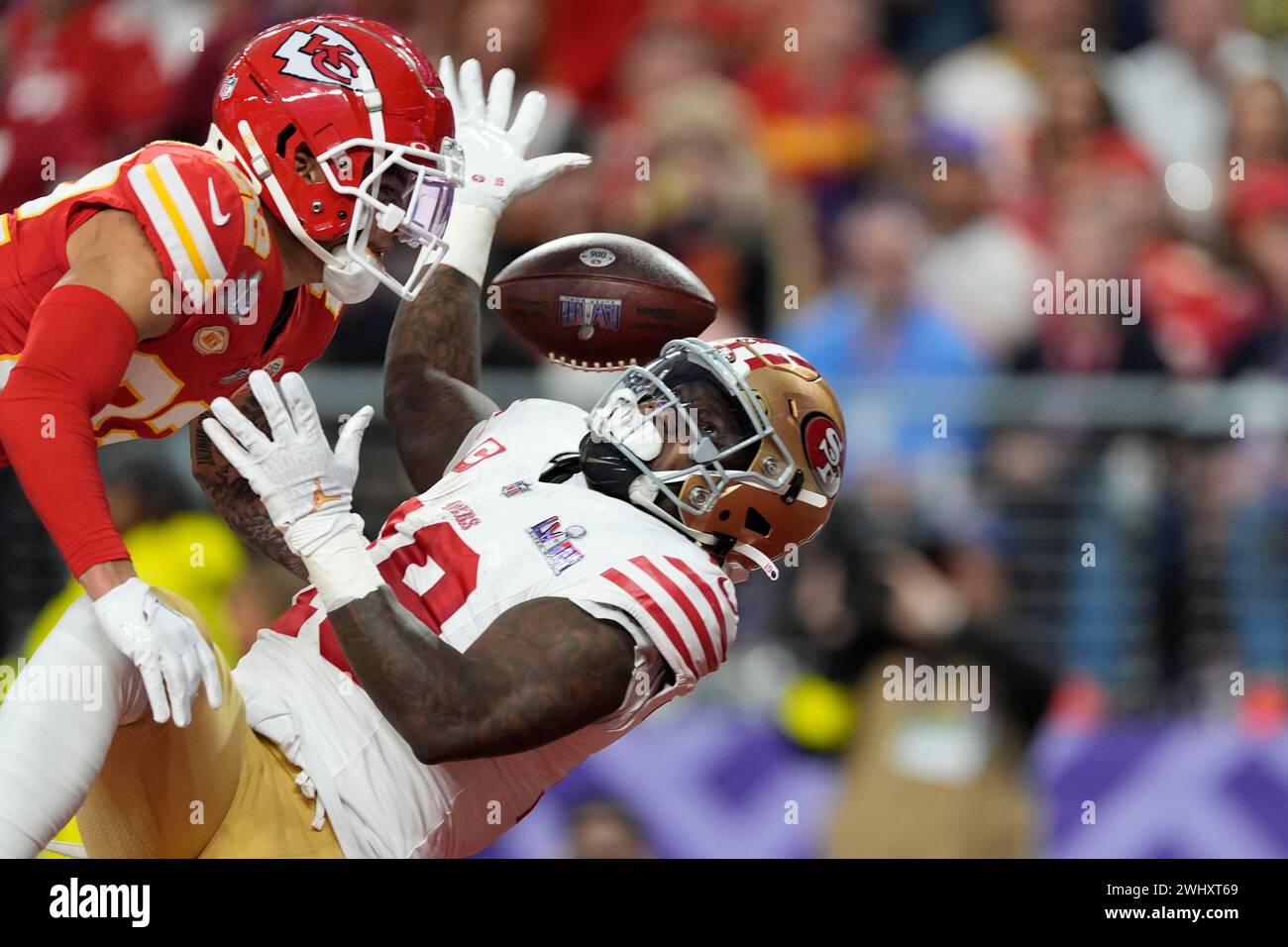 San Francisco 49ers wide receiver Deebo Samuel (19) misses the catch ...