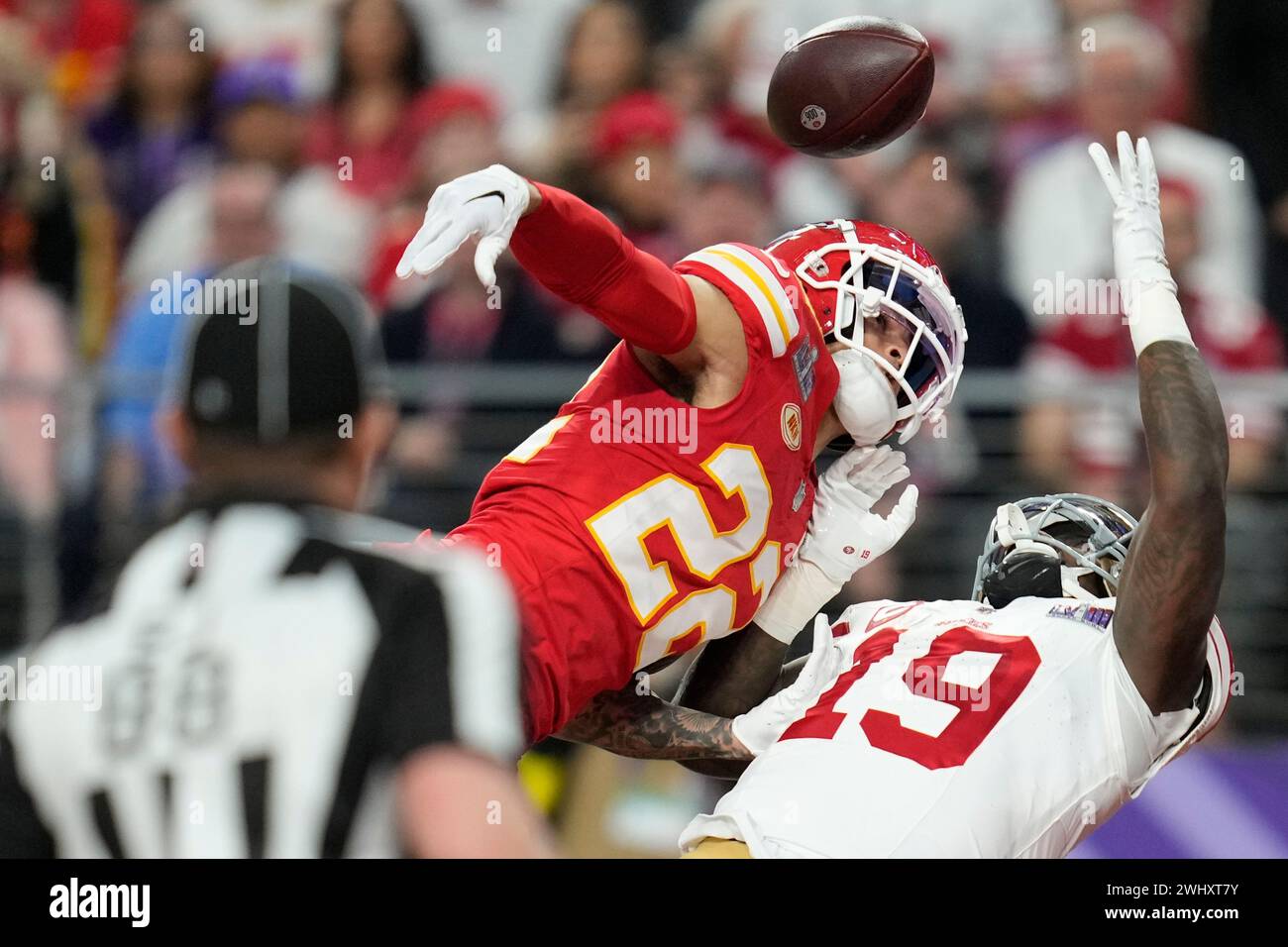 San Francisco 49ers wide receiver Deebo Samuel (19) misses a catch in ...