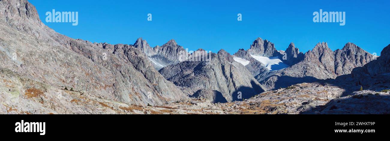 The Wind River Range, or Winds for short, is a mountain range in the ...