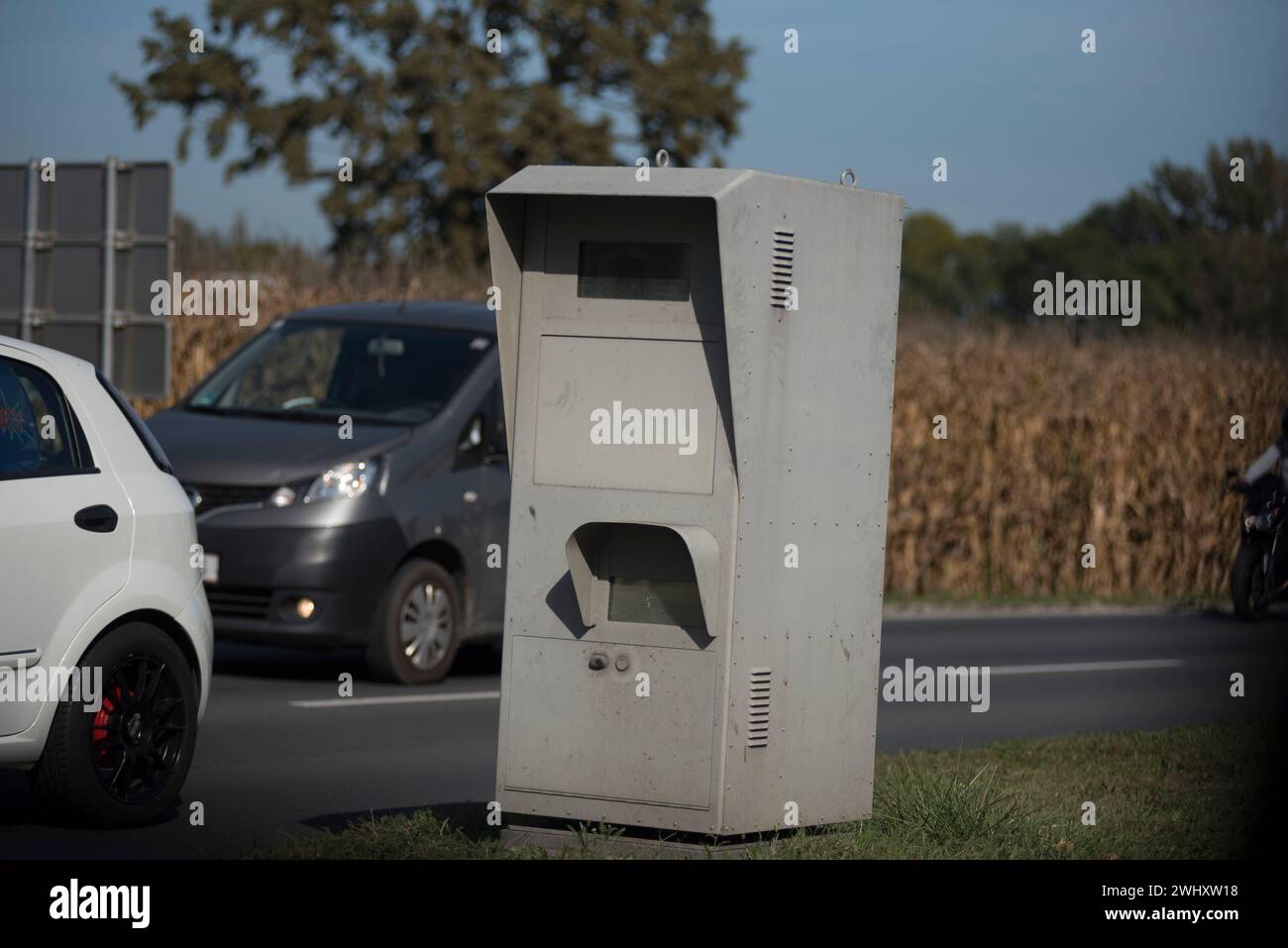Traffic speed measurement hi-res stock photography and images - Alamy