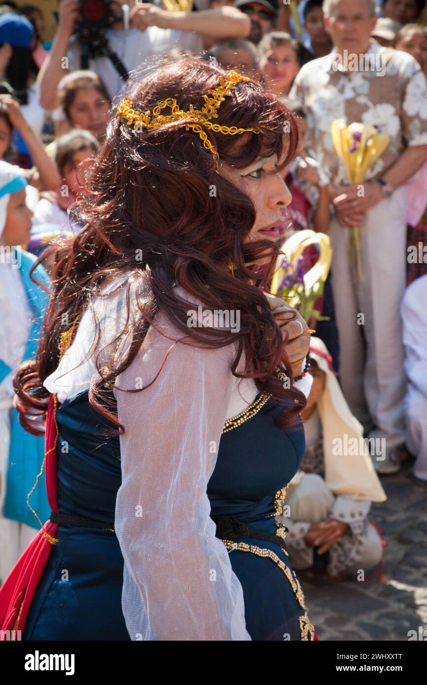 Jesus and the woman caught in adultery hi-res stock photography and ...