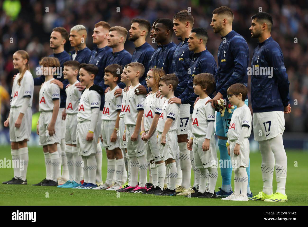 London, UK. 11th Feb, 2024. The Tottenham Hotspur team line up before ...