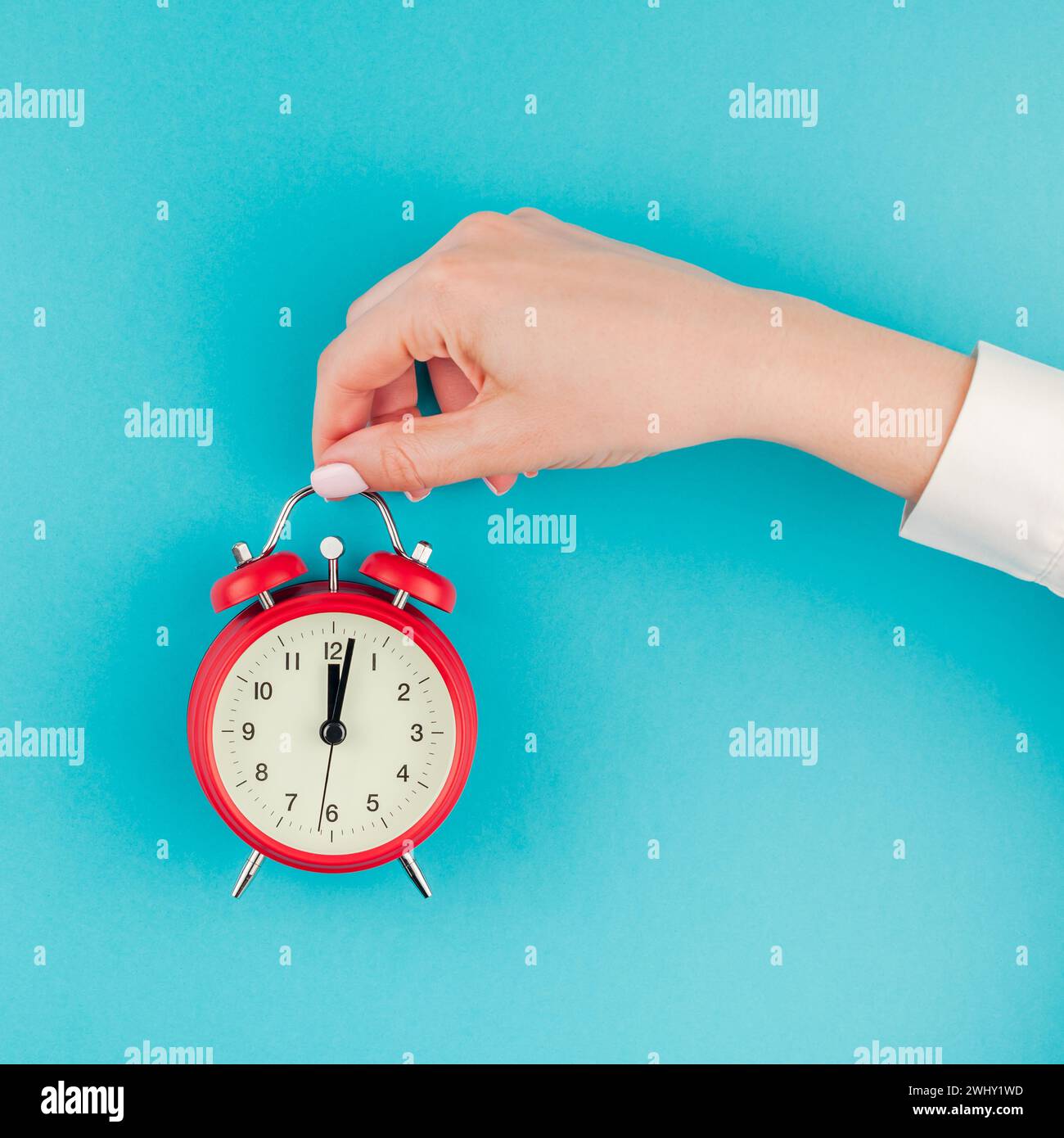 Vintage office woman clock hi-res stock photography and images - Alamy