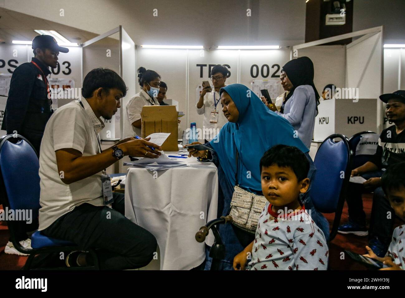 Kuala Lumpur, Kuala Lumpur, Malaysia. 11th Feb, 2024. An Indonesian ...