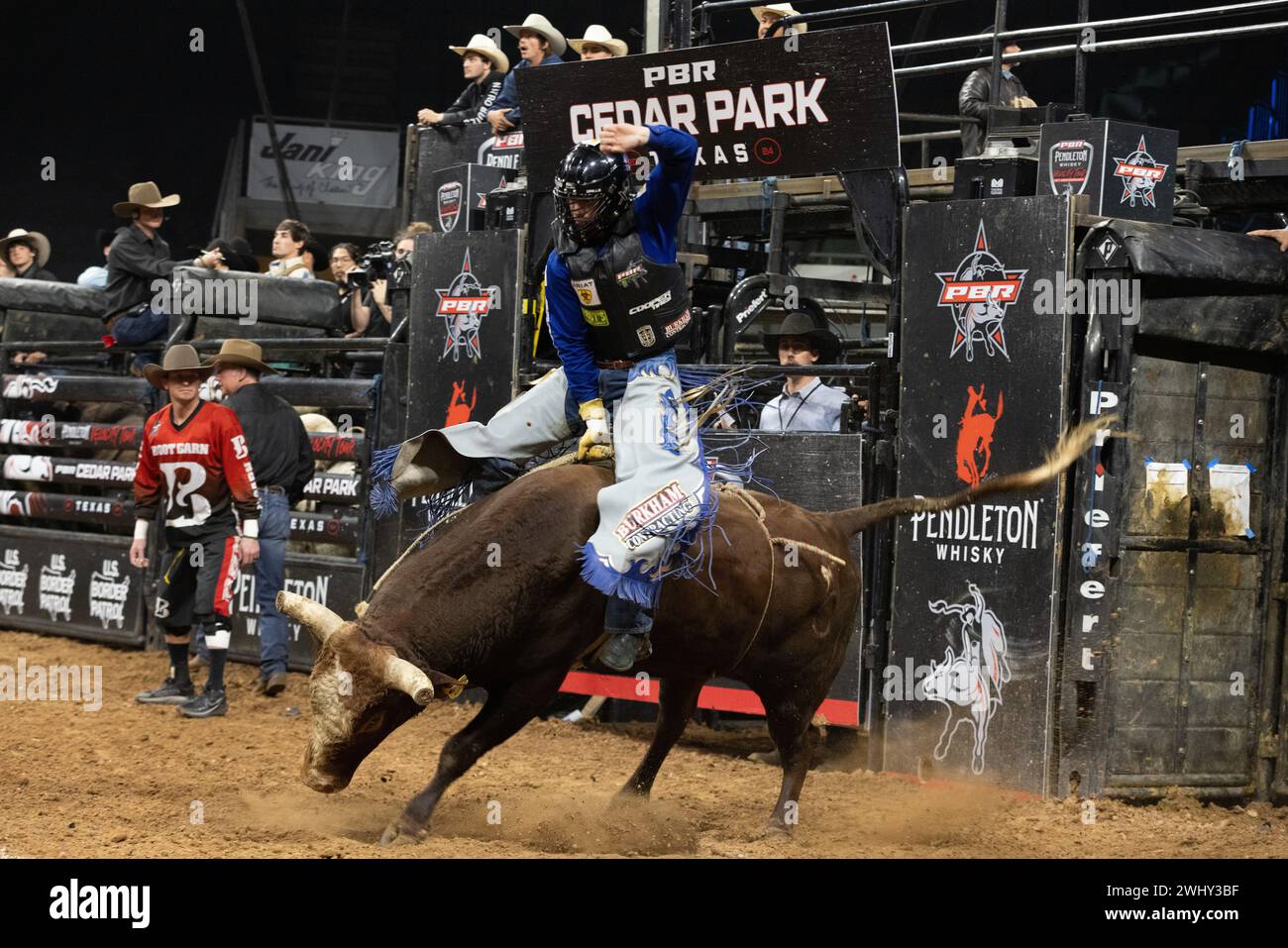 Cedar Park, Usa . 10th Feb, 2024. Mason Taylor rides Hammered Again in ...