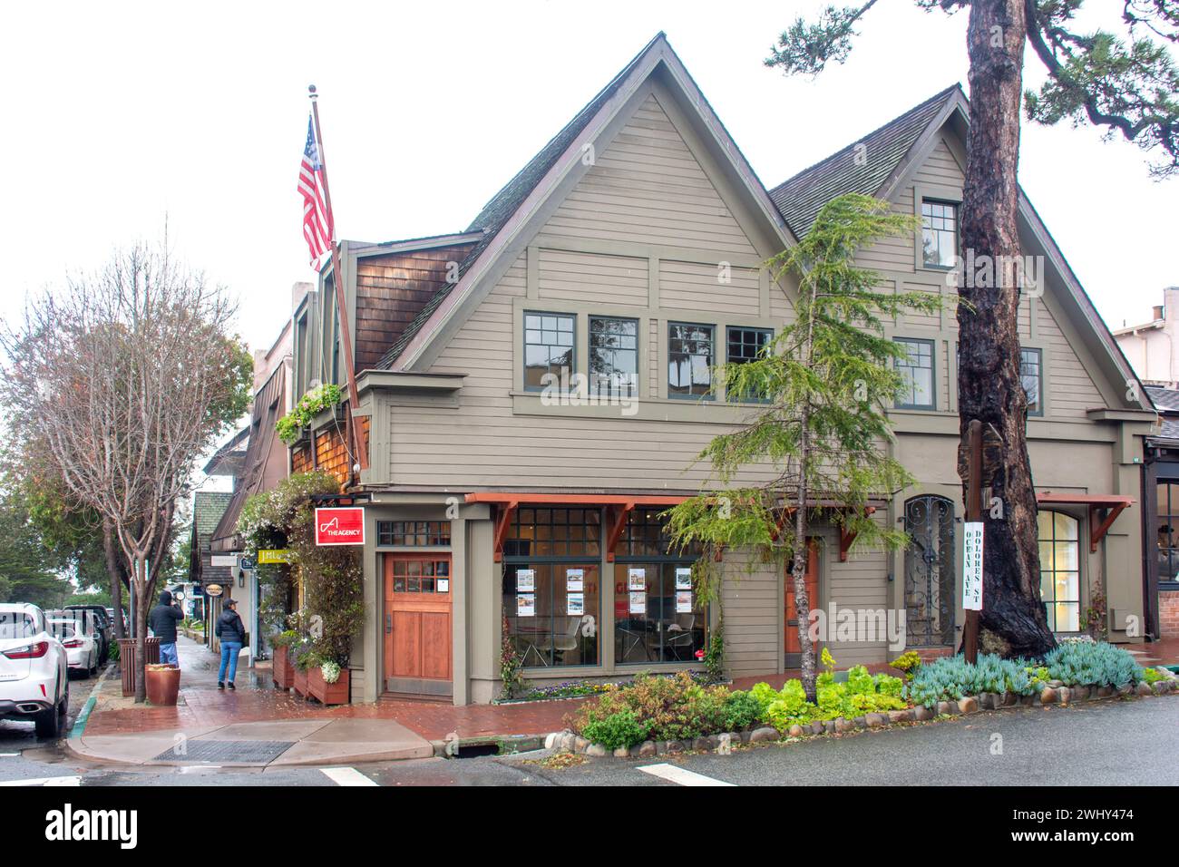 Traditional wooden building on Ocean Avenue, Carmel-by-the-Sea ...