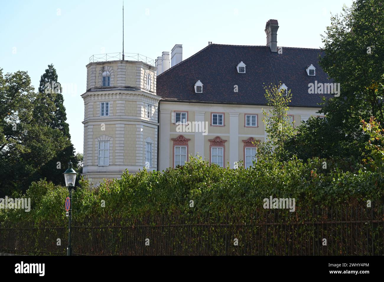 Horn castle hi-res stock photography and images - Alamy
