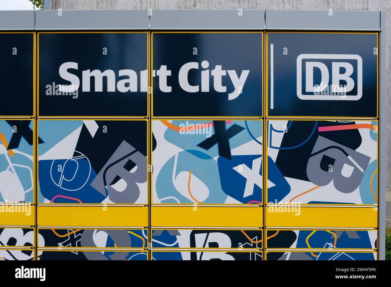 Smart city logo hi-res stock photography and images - Alamy