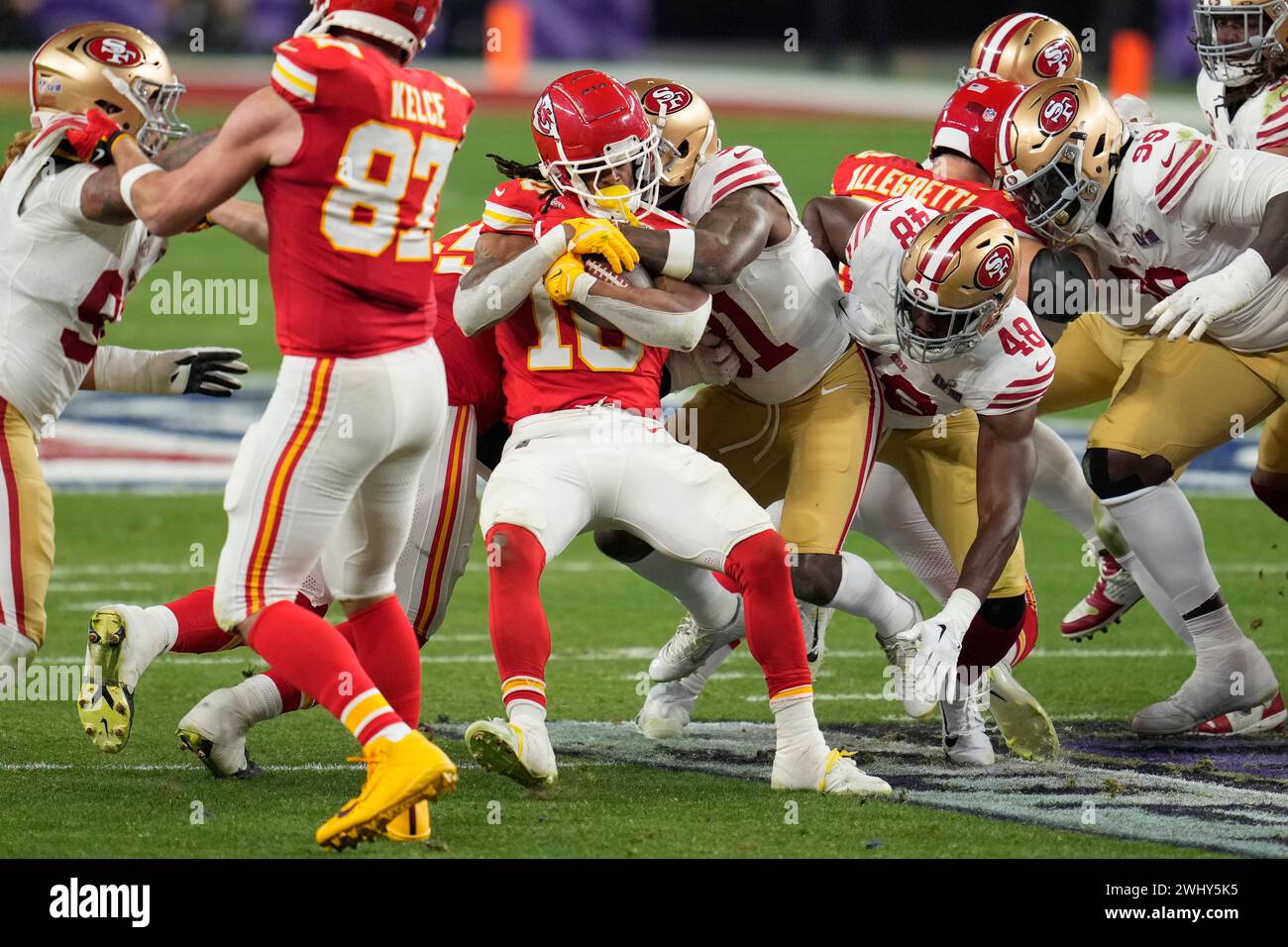 Kansas City Chiefs running back Isiah Pacheco (10) is hit by San ...