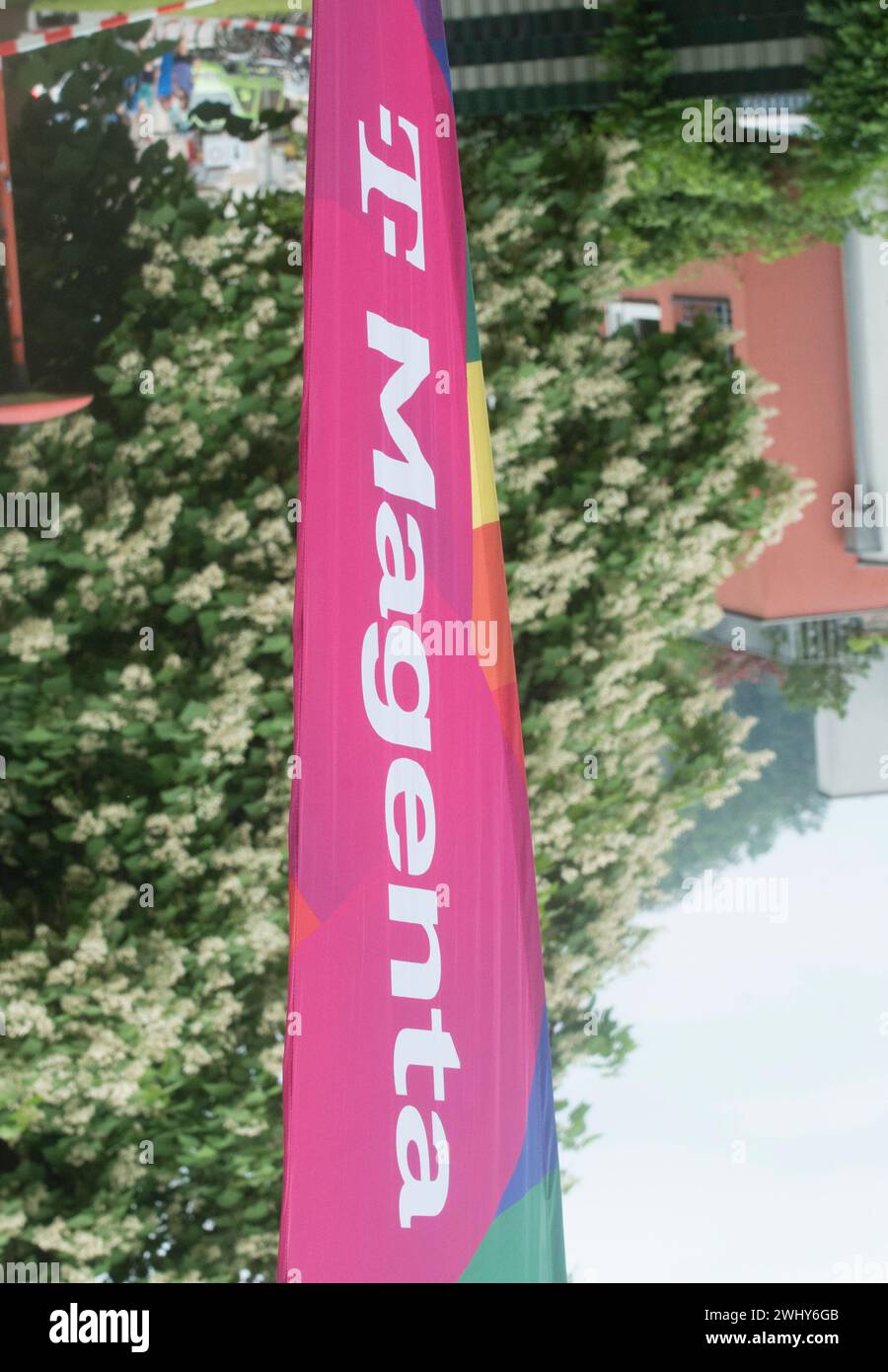 Telecommunications engineering hi-res stock photography and images - Alamy