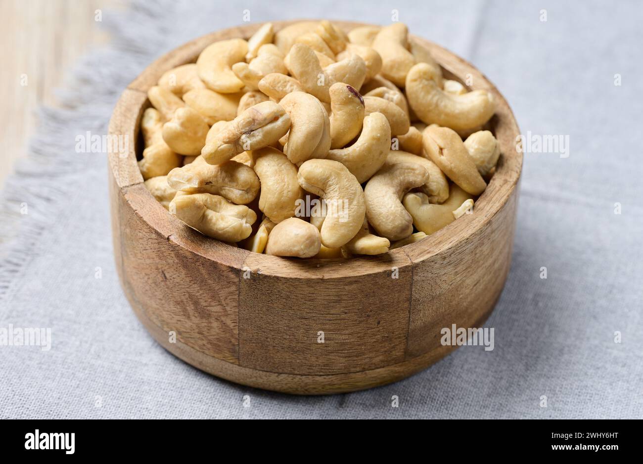 Cashews in the plate hi-res stock photography and images - Alamy