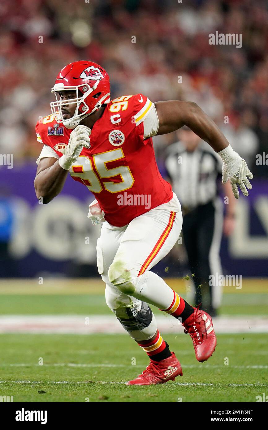 Kansas City Chiefs defensive tackle Chris Jones (95) runs in pursuit ...