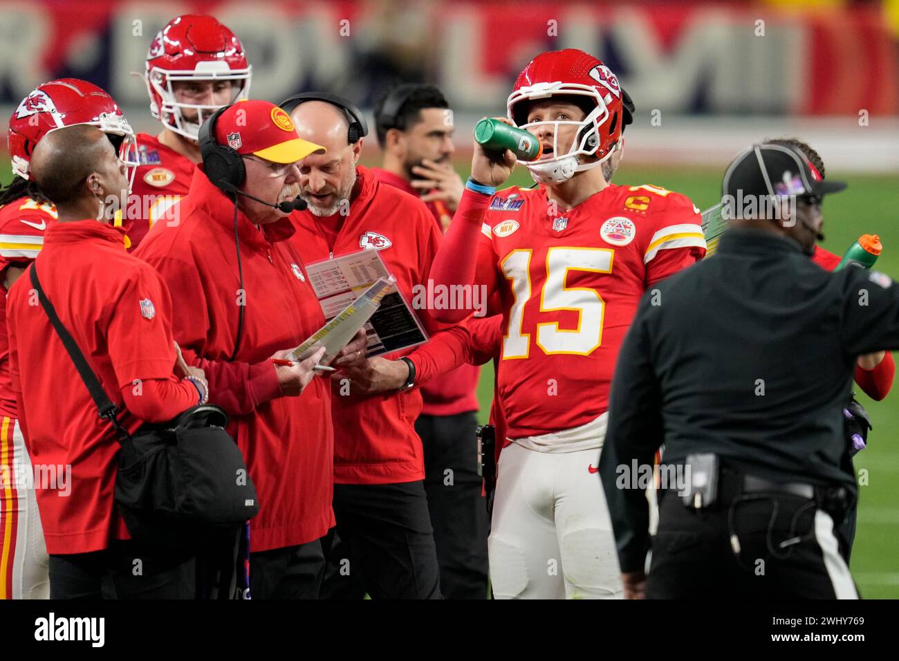 Kansas City Chiefs quarterback Patrick Mahomes (15) drinks during a ...