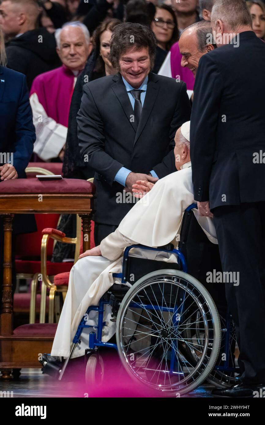 Pope Francis greets the Argentine President Javier Milei at the end of ...