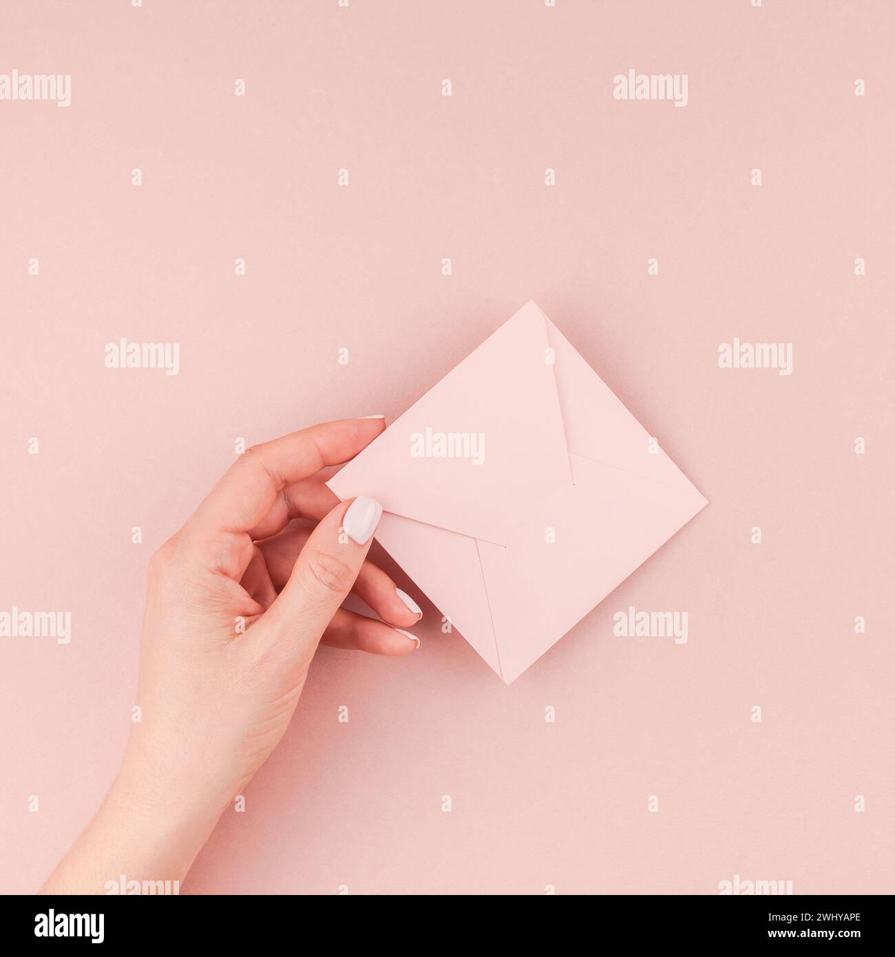 Small letter hi-res stock photography and images - Alamy