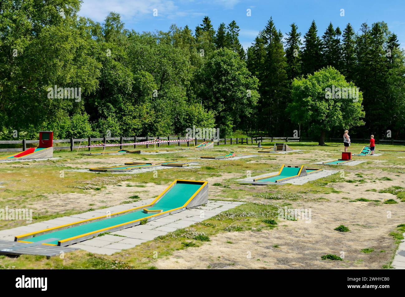 Mini golf field green hi-res stock photography and images - Alamy