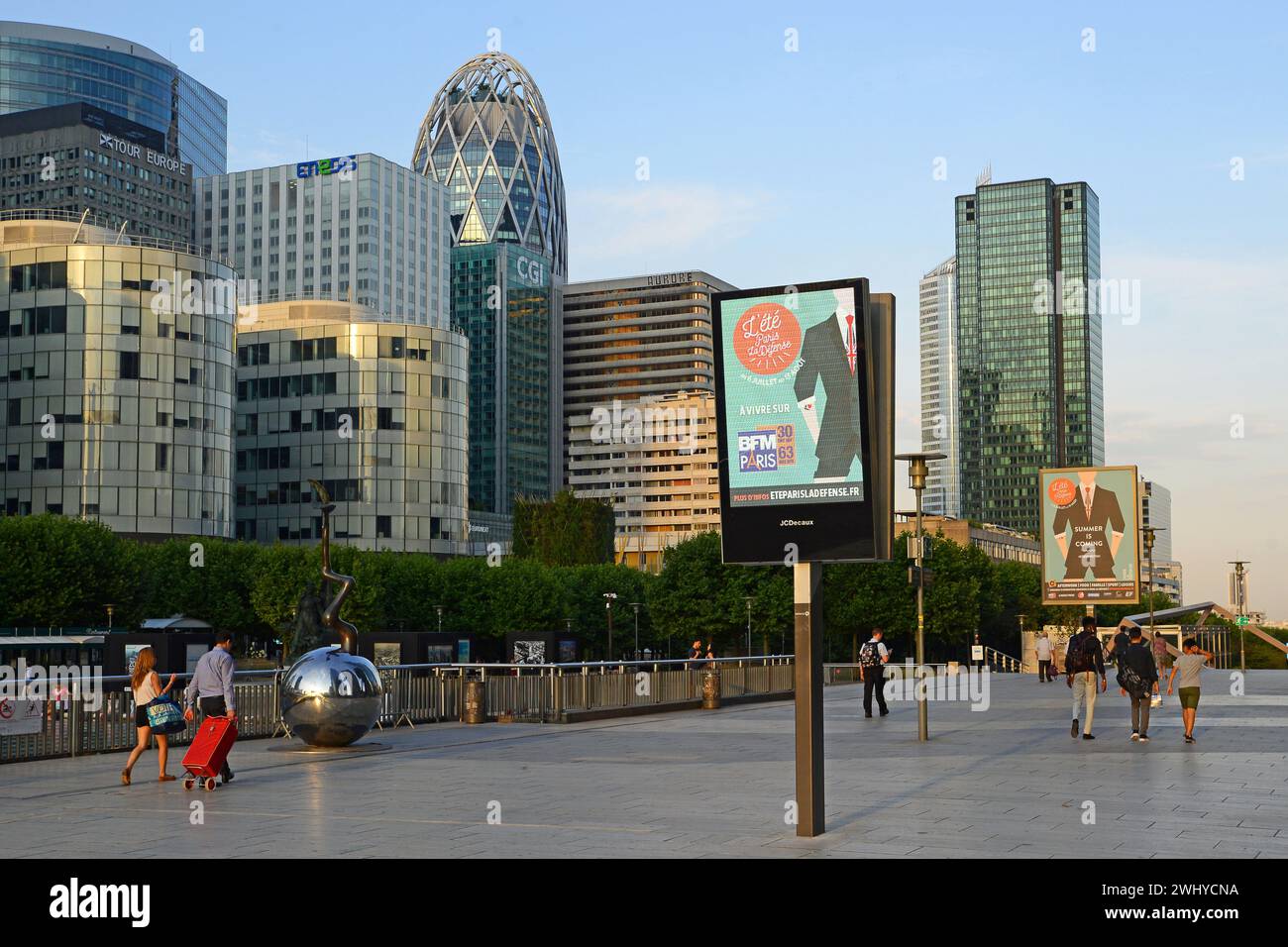 Coeur defence hi-res stock photography and images - Alamy