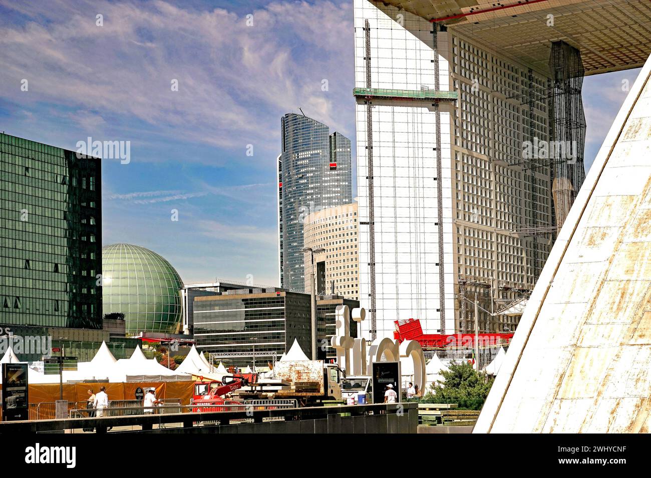 La Defence, Paris, France Stock Photo - Alamy