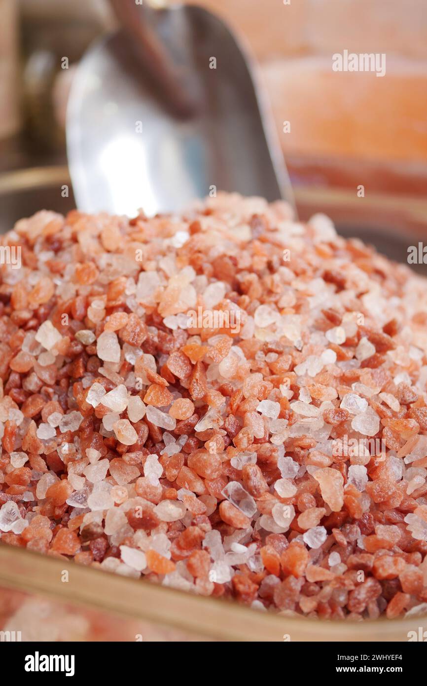 Raw dried pink Himalayan salt Stock Photo - Alamy