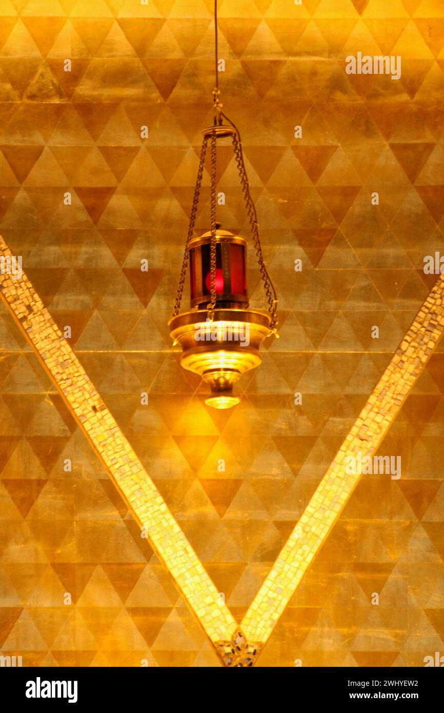 Eternal light hi-res stock photography and images - Alamy