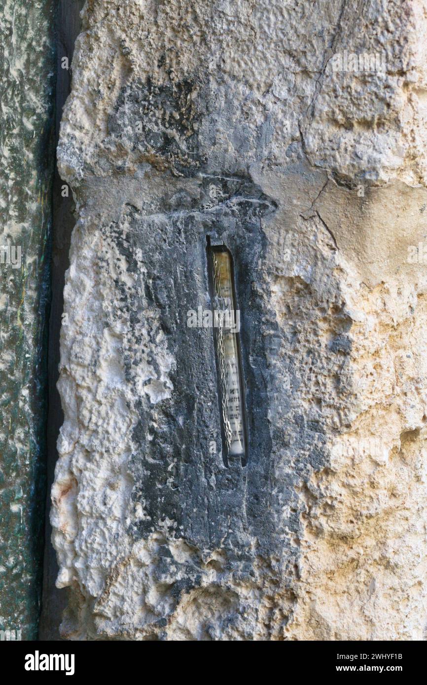 Mesusa hi-res stock photography and images - Alamy