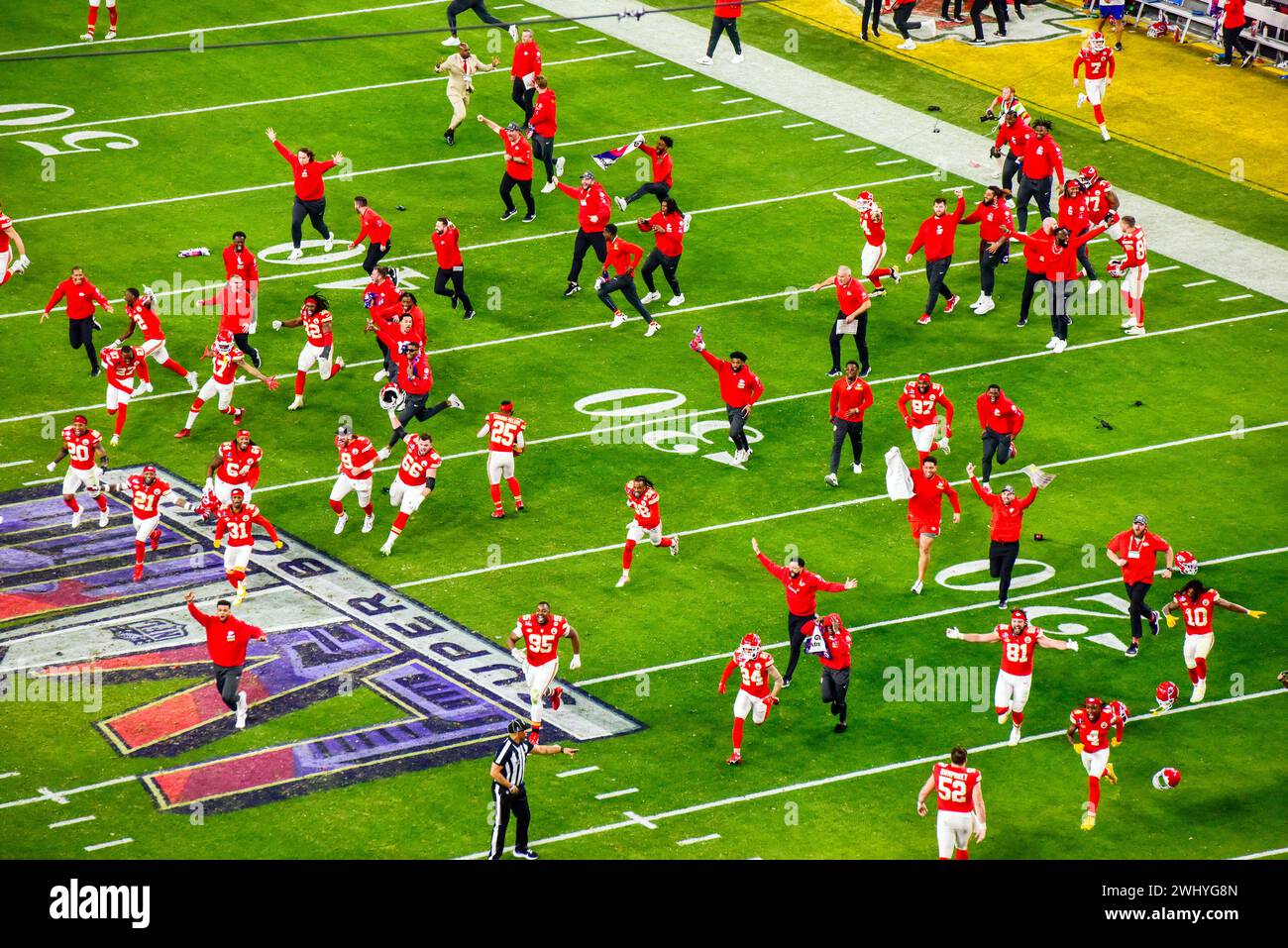 Football field 2024 hi-res stock photography and images - Alamy