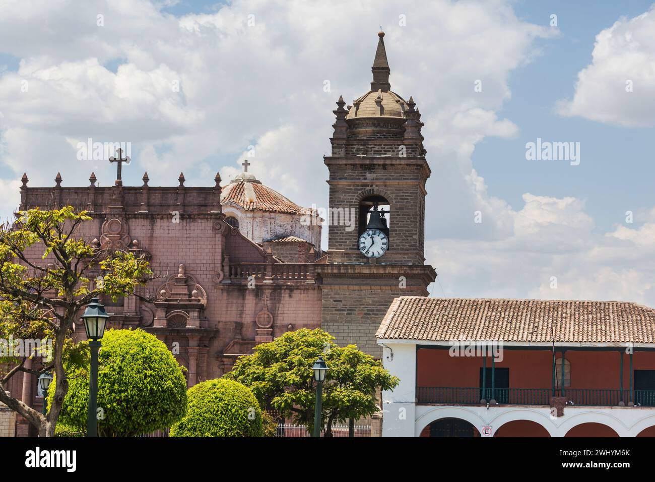 Colonial architecture in Peru Stock Photo - Alamy