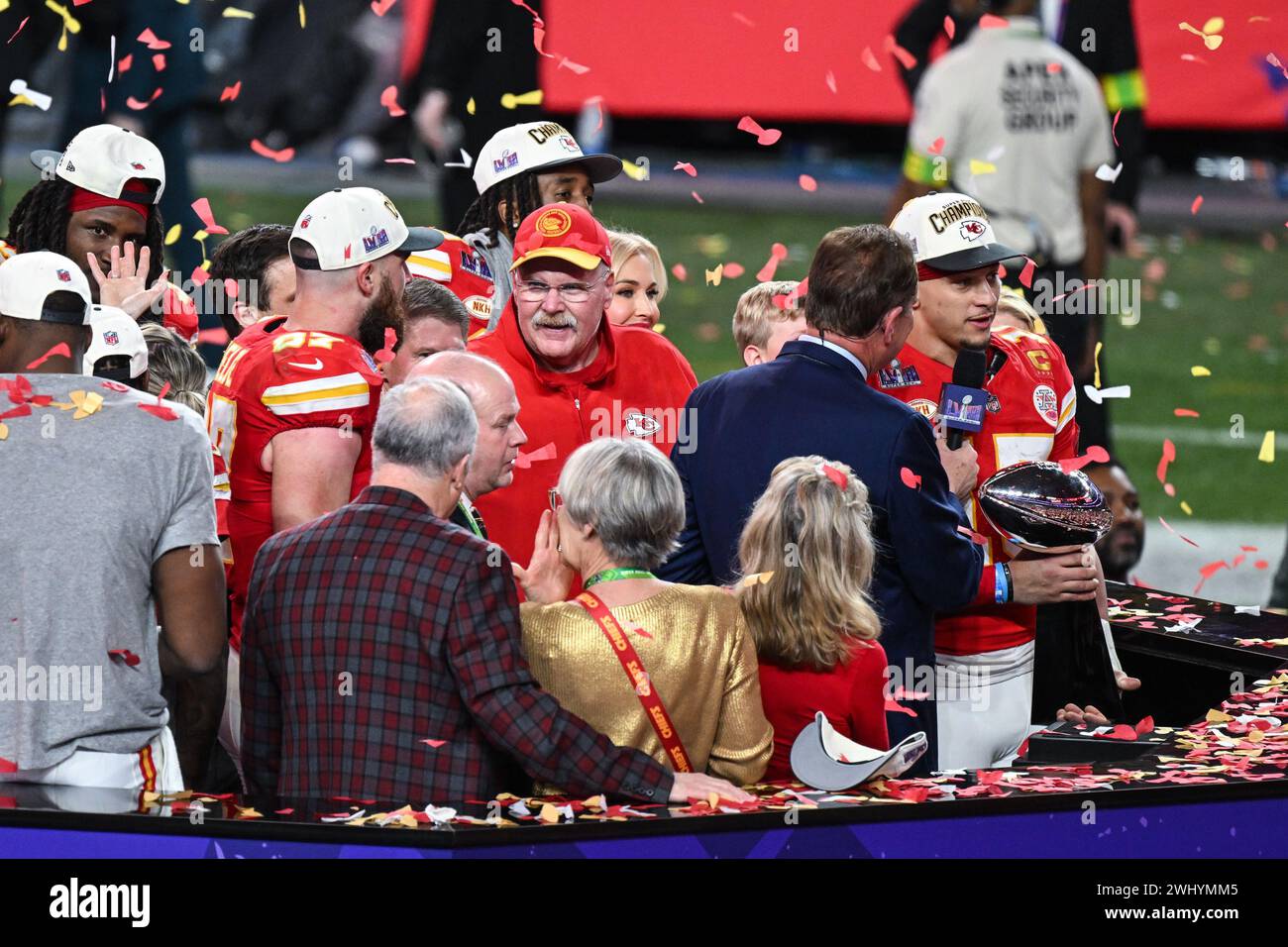 Patrick mahomes trophy hi-res stock photography and images - Alamy