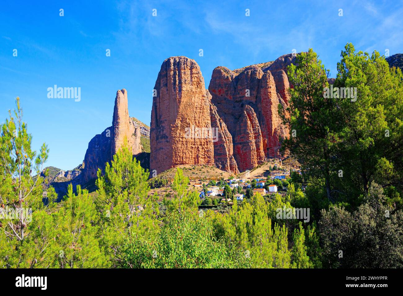 The foothills of the pyrenees hi-res stock photography and images - Alamy