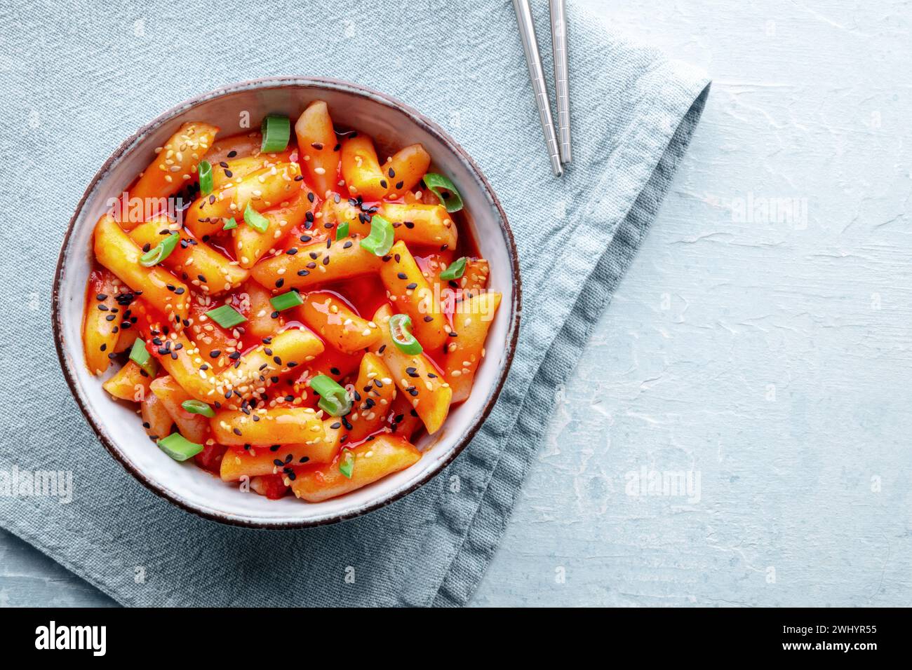 Tteokbokki topokki hi-res stock photography and images - Alamy