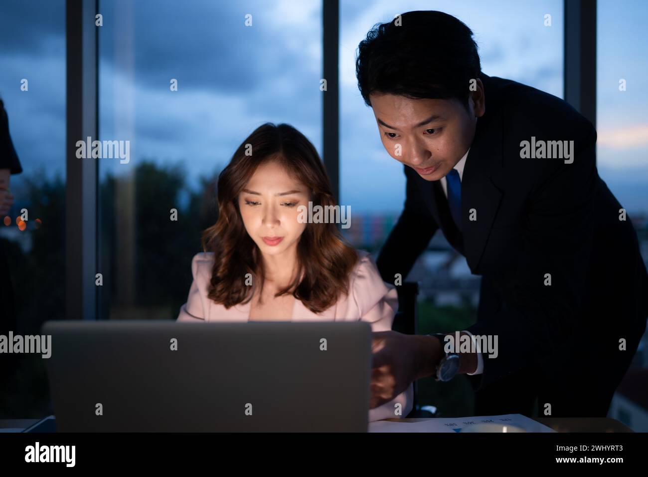 Asian business people concept hi-res stock photography and images - Alamy