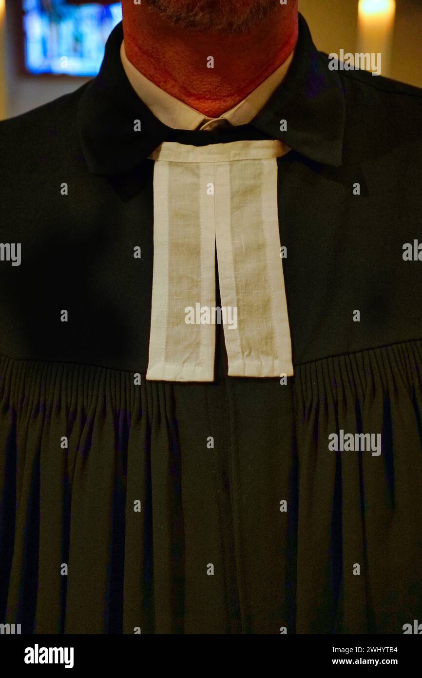 Pastor at the service Stock Photo - Alamy