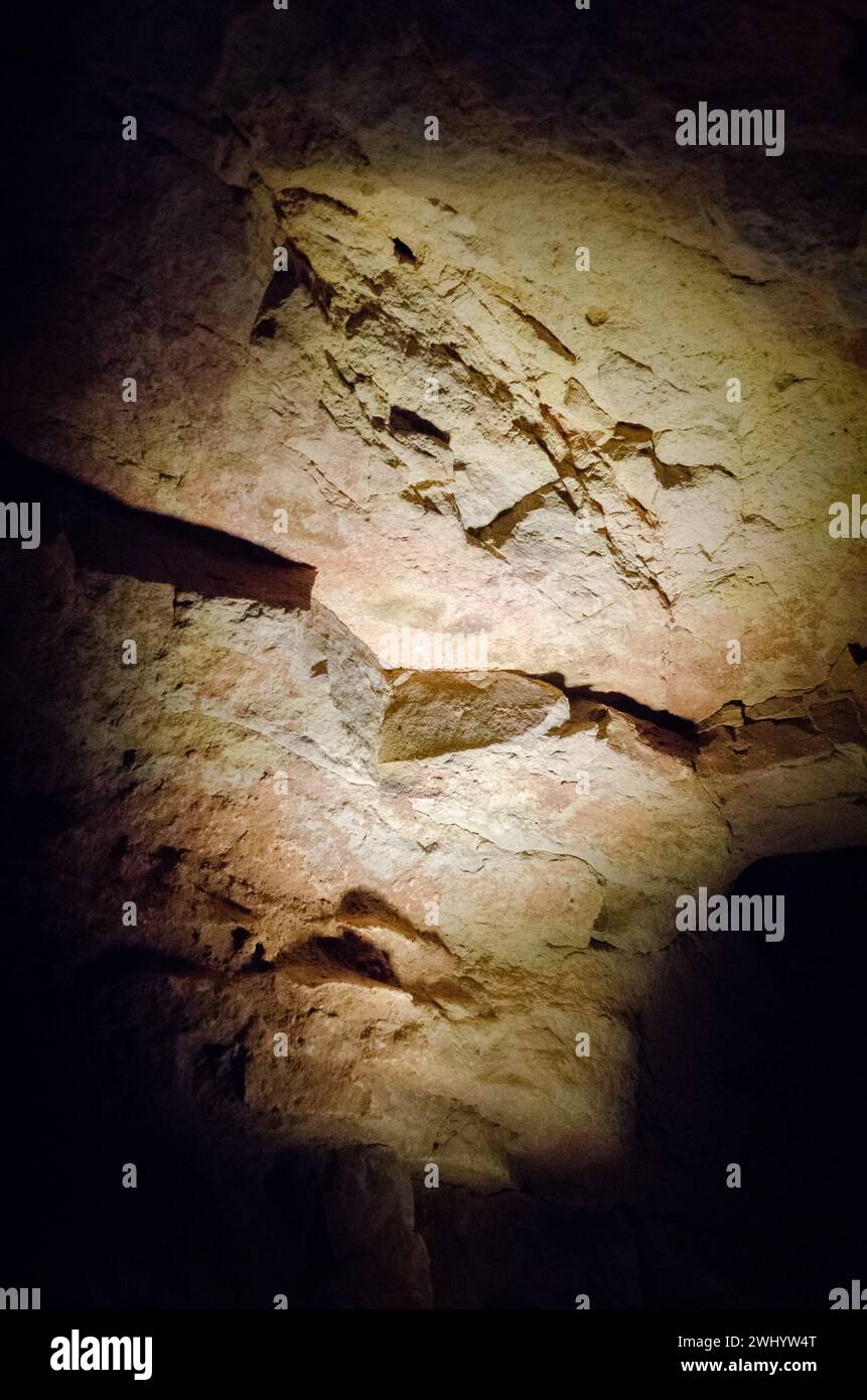 Wind cave south dakota inside hi-res stock photography and images - Alamy