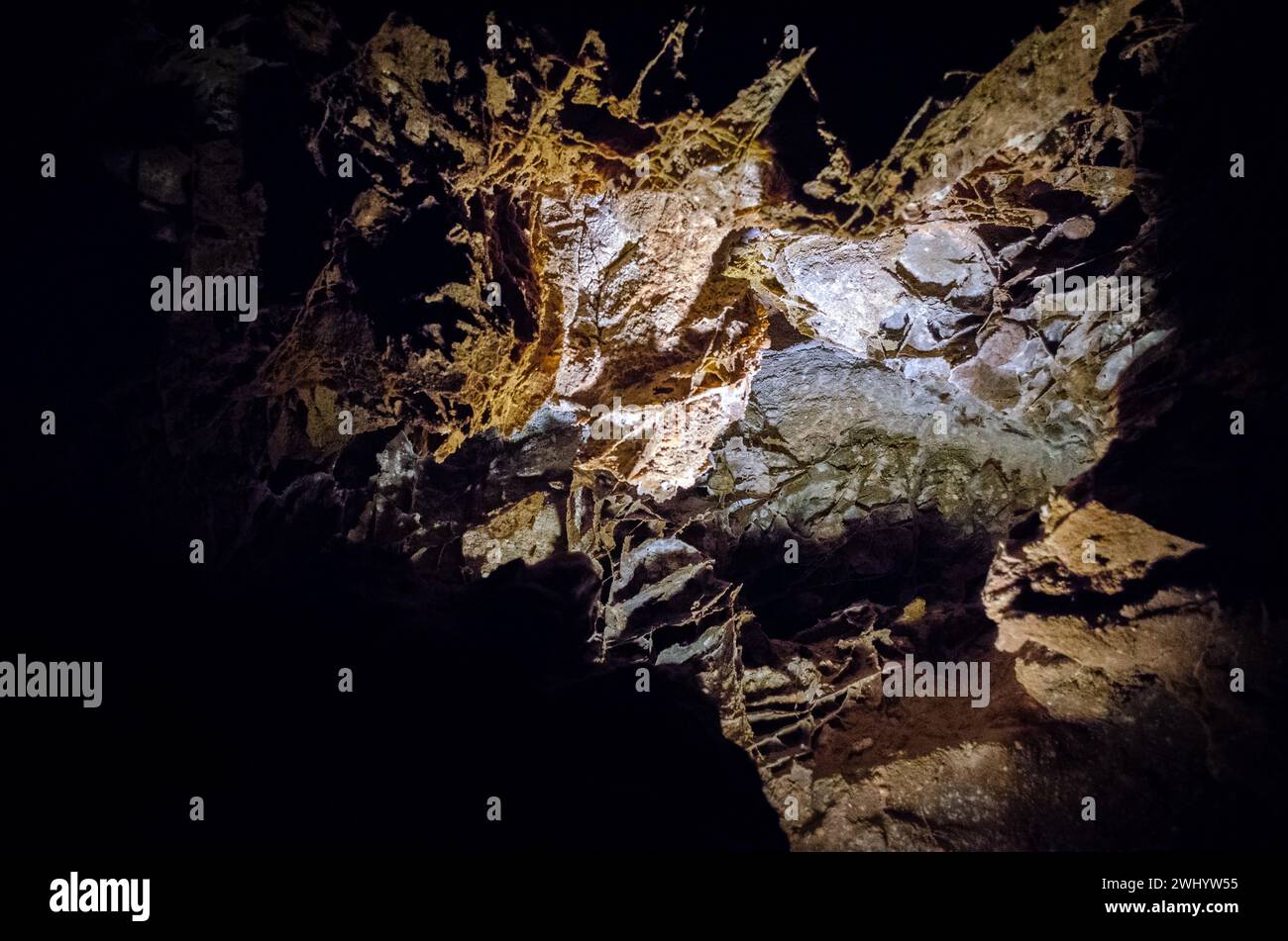 Inside Wind Cave National Park in South Dakota, USA Stock Photo - Alamy