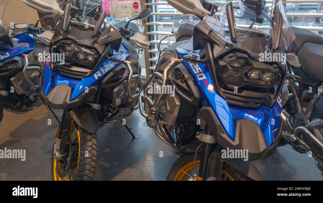 Bordeaux , France - 02 07 2024 : bmw gs adventure rallye motorrad 1250 ...