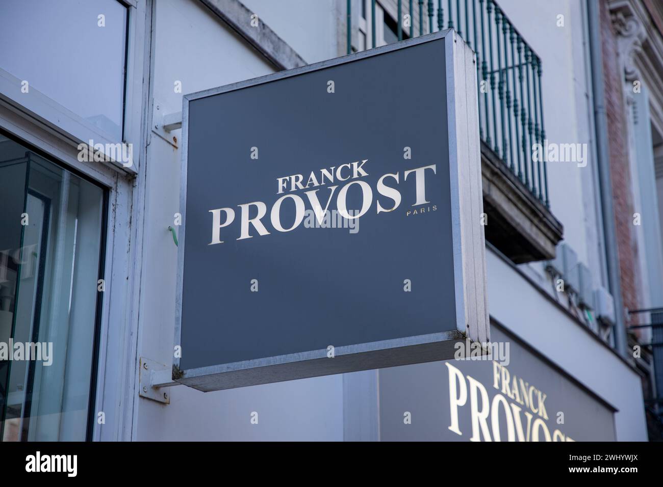 arcachon , France - 02 12 2024 : franck Provost text sign store chain ...