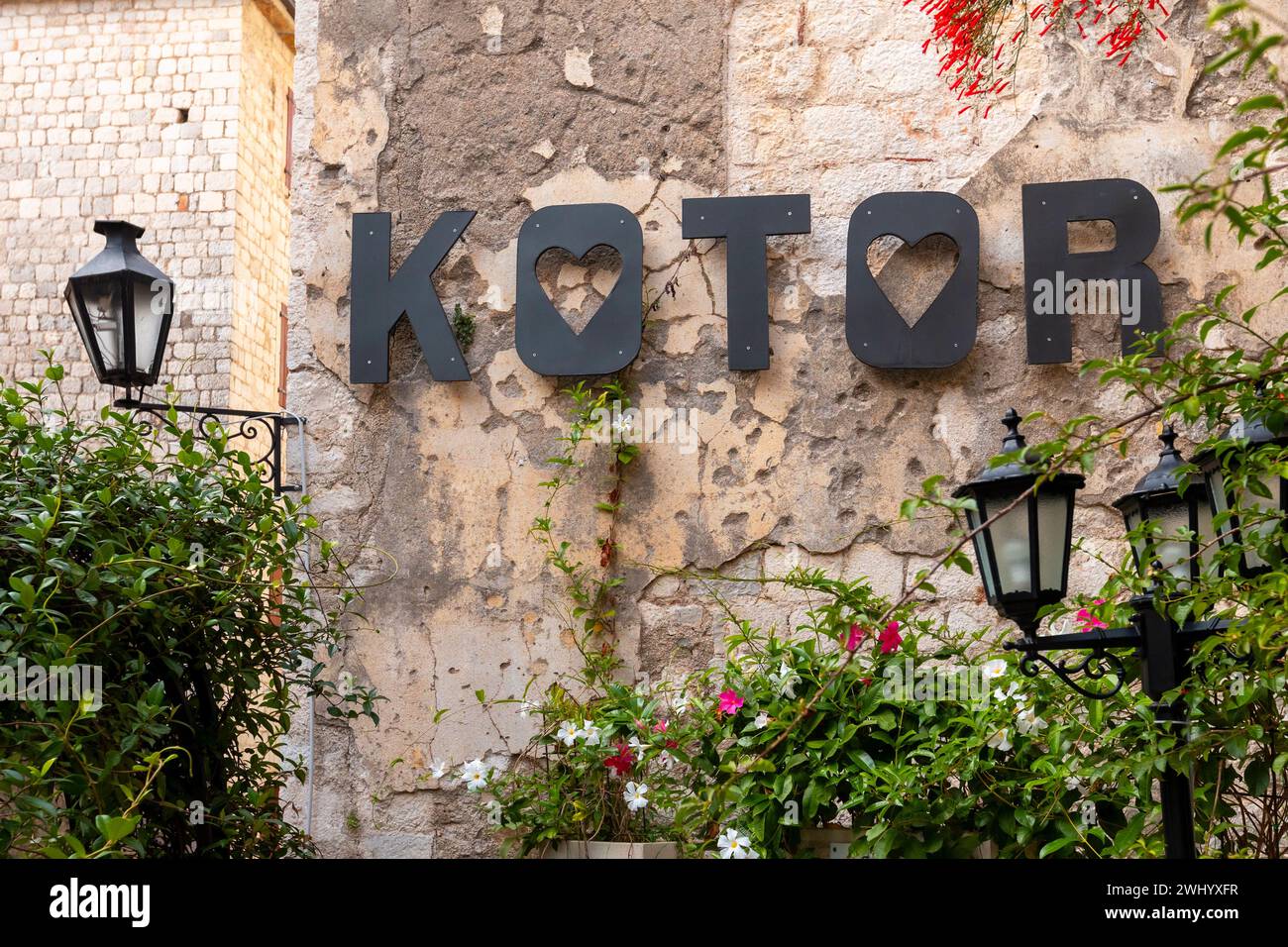 Old house wall with the inscription hi-res stock photography and images ...