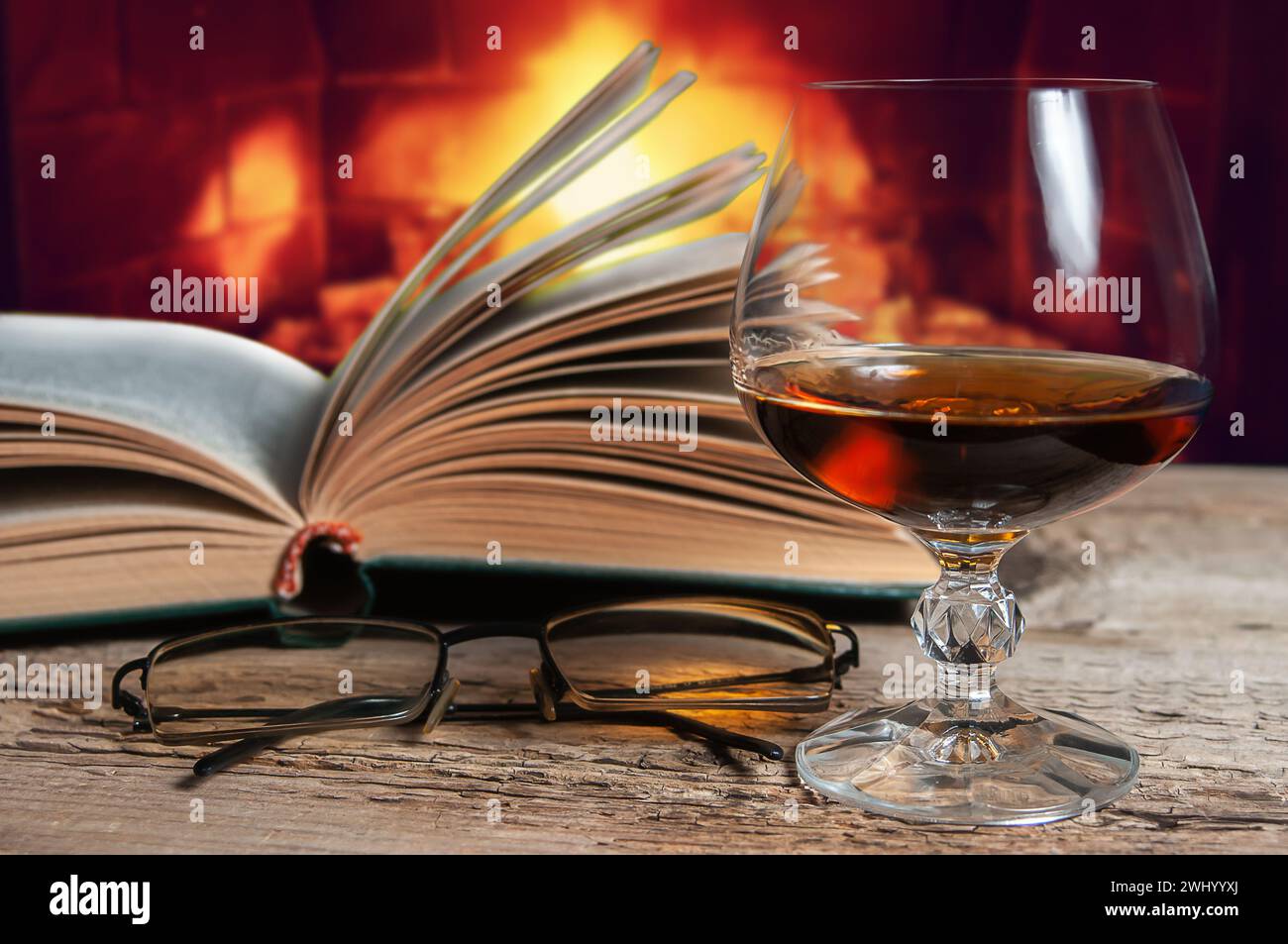 Study fireplace hi-res stock photography and images - Alamy