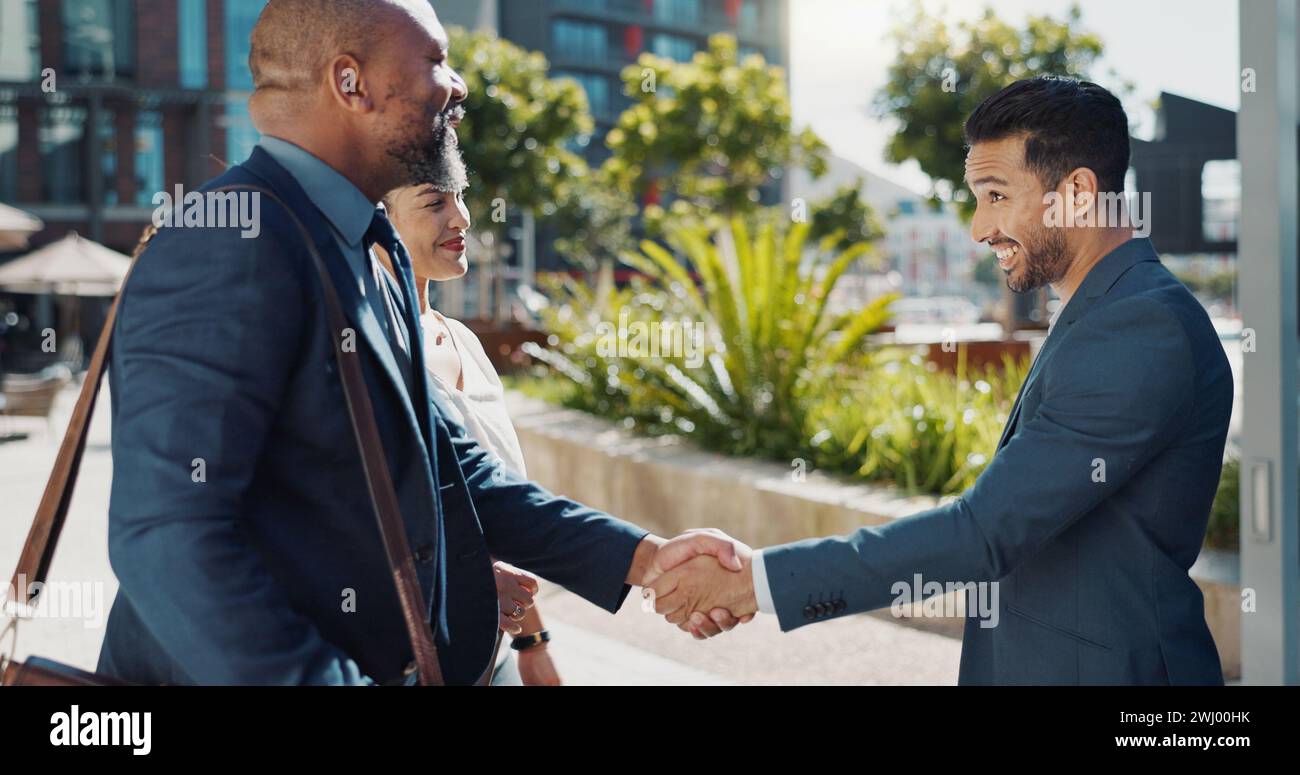 Team intro hi-res stock photography and images - Alamy