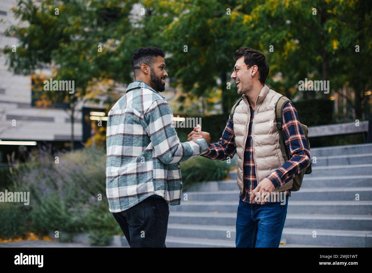 Bromance hi-res stock photography and images - Alamy