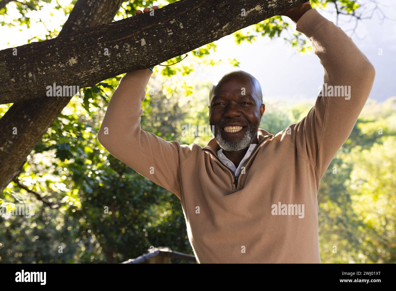 African american senior man standing hi-res stock photography and ...