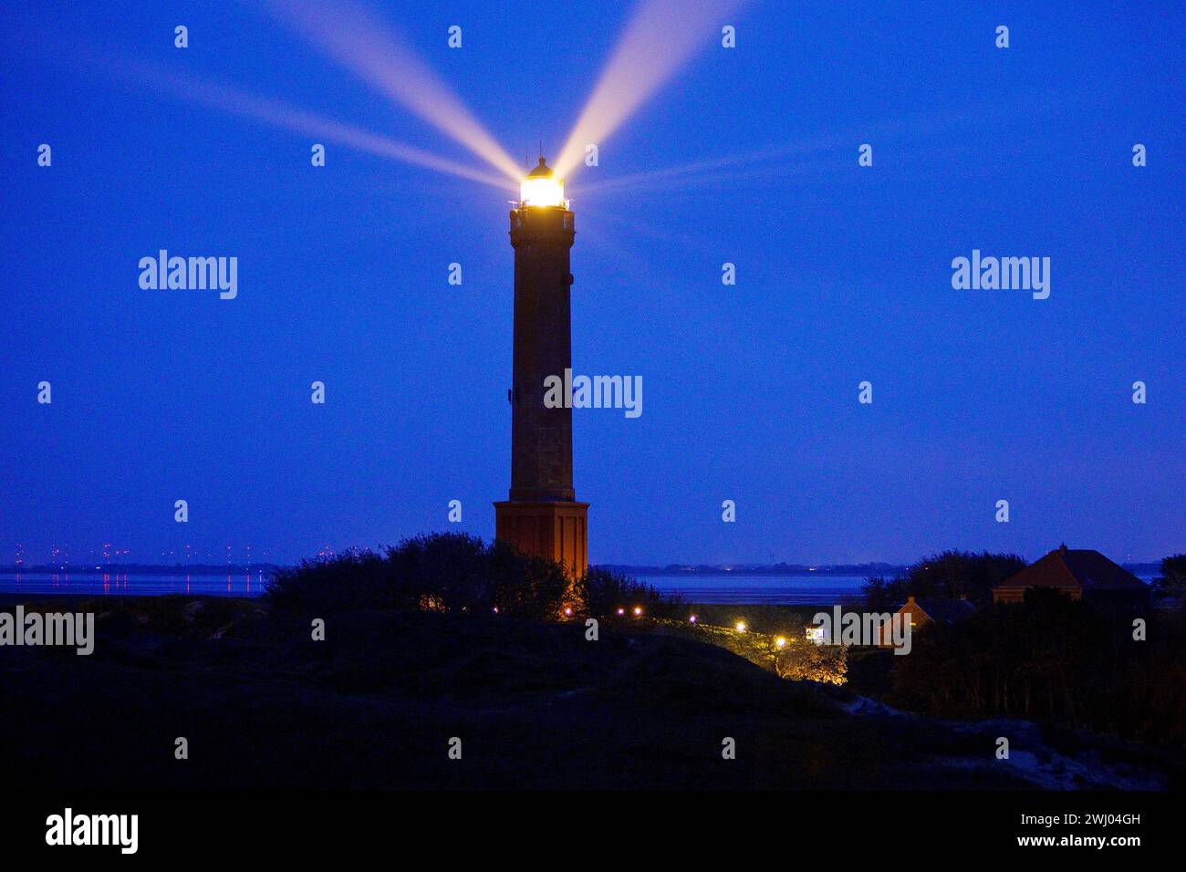 Grosser Norderney lighthouse in the evening, Norderney Island, Lower ...