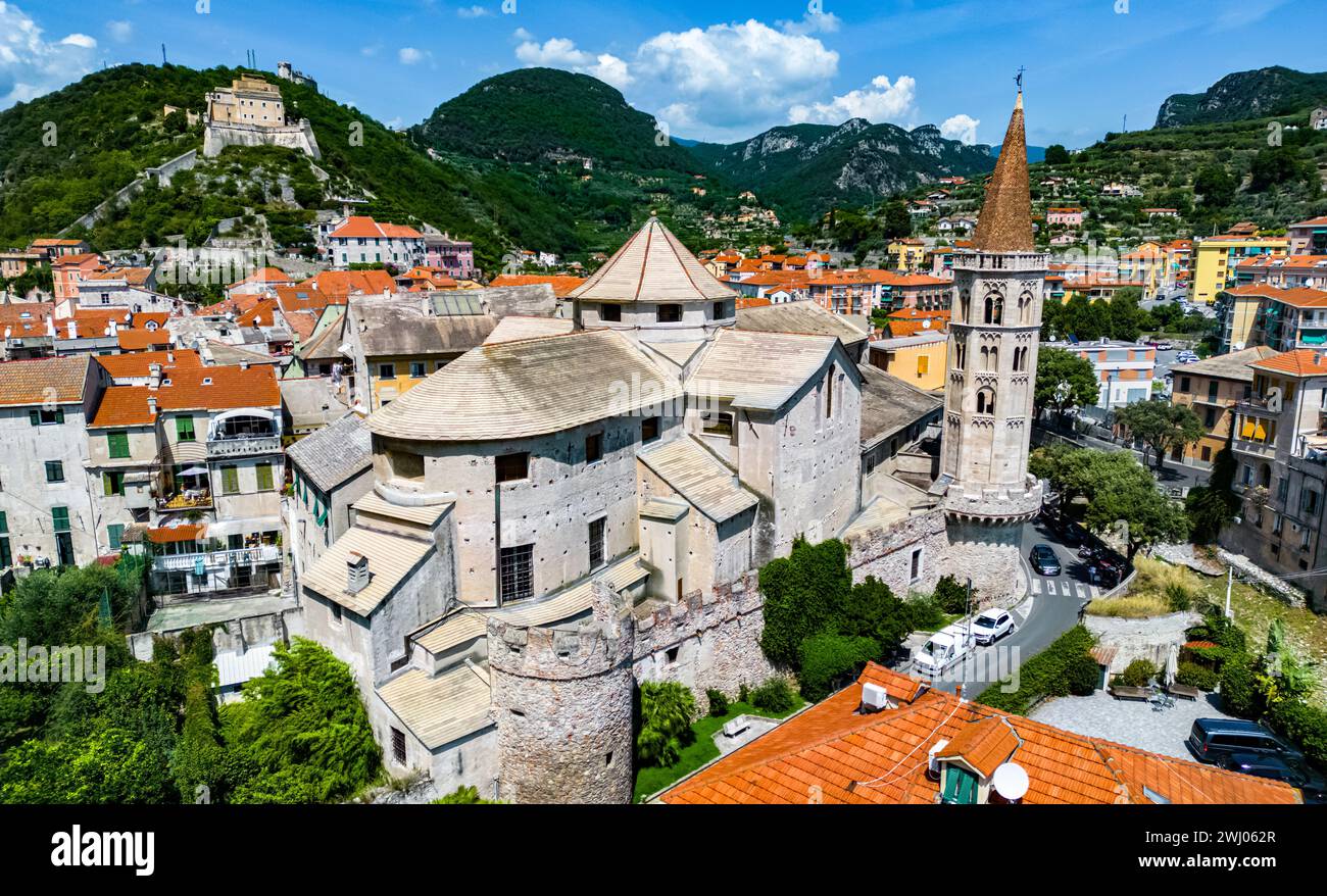 Architecture of Finalborgo Stock Photo - Alamy