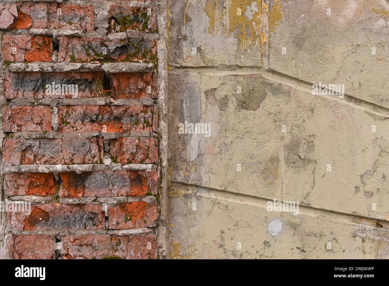 A fragment of an old crumbling building wall Stock Photo - Alamy